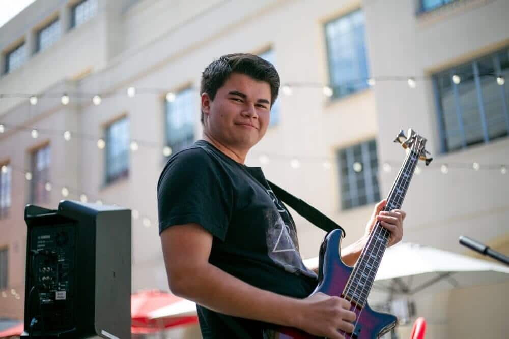 Bass Lessons in Santa Cruz and Cupertino, CA | Be Natural Music