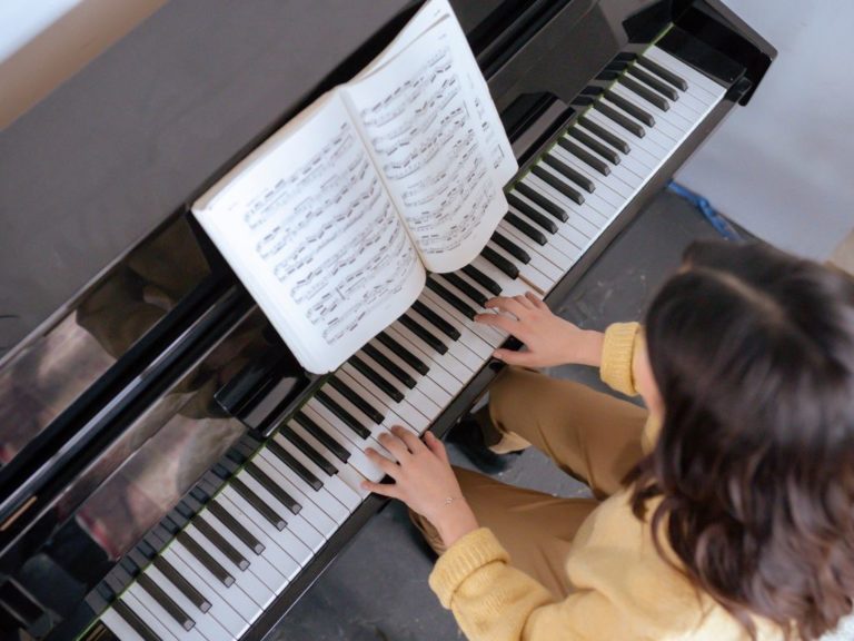 The Difference Between Piano and Keyboard - Be Natural Music